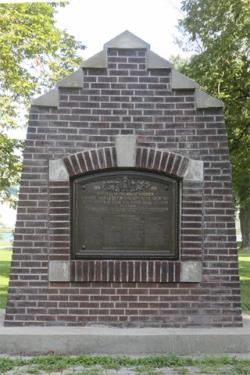 Memorial Cenotaph | City of Windsor